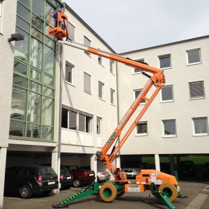 Selbstfahrende Gelenkteleskop-Arbeitsbühne SGT 17 ALS Hyb